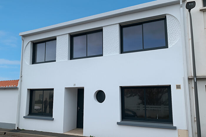 Maison à vendre - Saint-Gilles-Croix-de-Vie - 5 pièces - 3 chambres