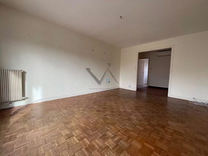 Appartement à vendre - Montélimar, Centre-ville - 4 pièces - 3 chambres