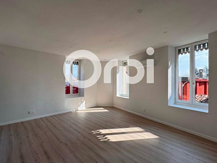 Appartement à louer - La Côte-Saint-André - 3 pièces - 2 chambres