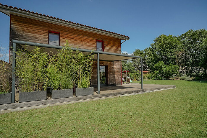 Maison à vendre - Salles - 7 pièces - 4 chambres