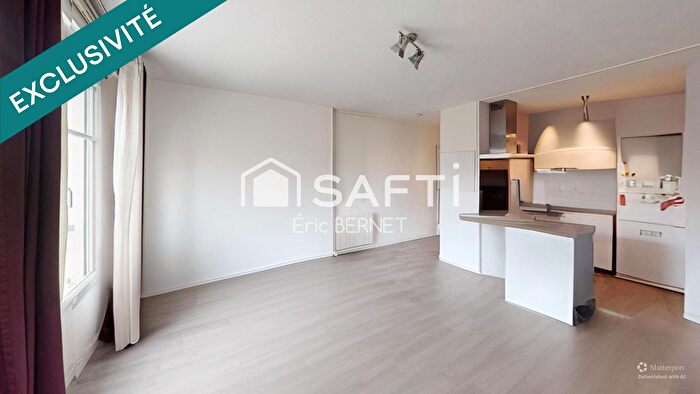 Appartement à vendre - Chassieu - 2 pièces - 1 chambre