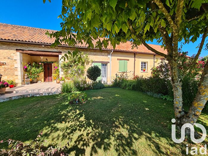 Maison à vendre - Bosset - 6 pièces - 4 chambres