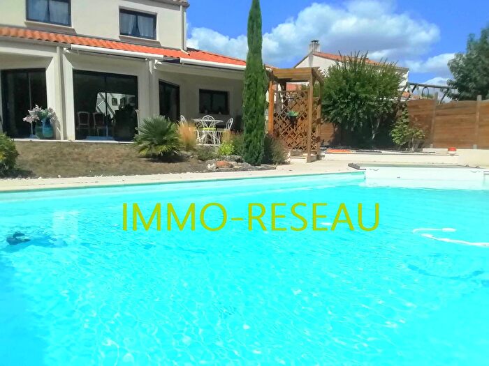 Maison à vendre - La Roche-sur-Yon - 7 pièces - 5 chambres