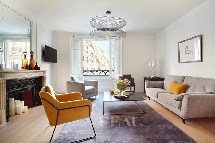 Appartement à vendre - Paris e , Champ de Mars - 3 pièces - 2 chambres