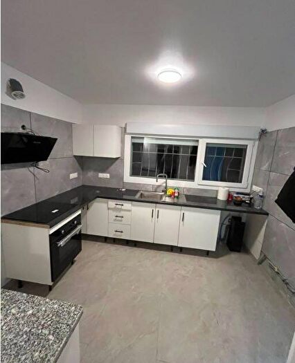 Appartement à louer - Le Saule Blanc, Bondy - 2 pièces - 1 chambre