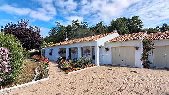 Maison 4 pièces à vendre à Breuillet
