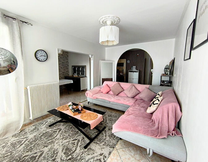 Appartement à vendre - Marseille e , Les Olives - 6 pièces - 4 chambres