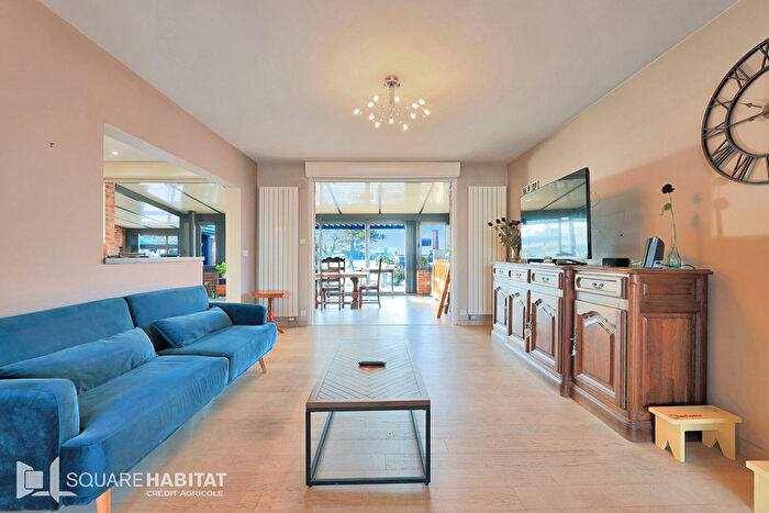 Maison à vendre - Guesnain - 7 pièces - 5 chambres