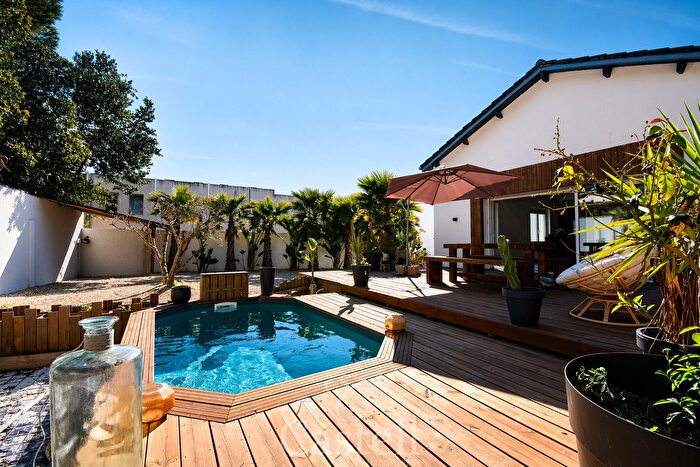 Maison à vendre - Agde, La Ville - 4 pièces - 2 chambres
