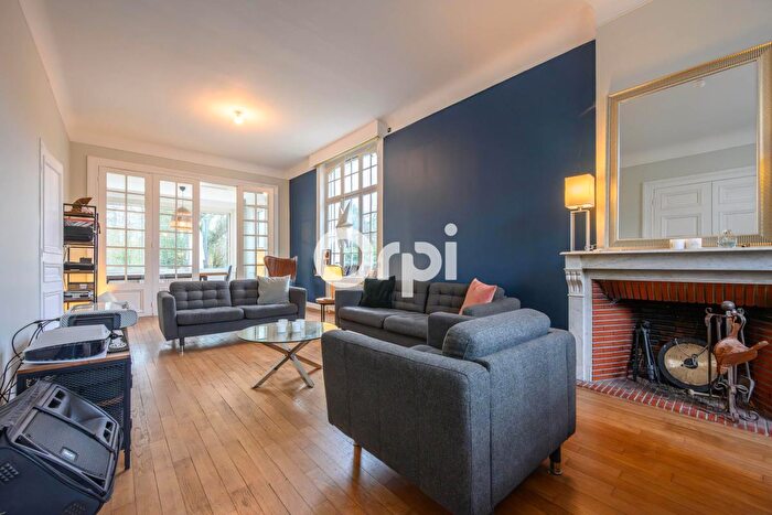 Maison à vendre - Douai, Centre-ville - 9 pièces - 6 chambres