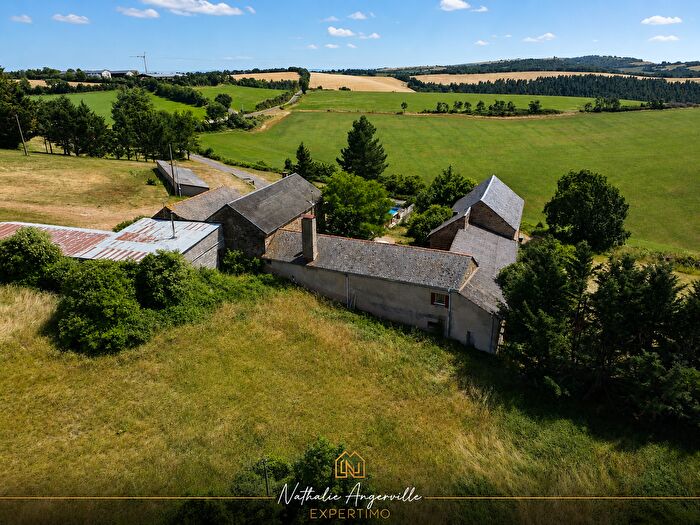 Maison 10 pièces à vendre - Saint-Beauzély