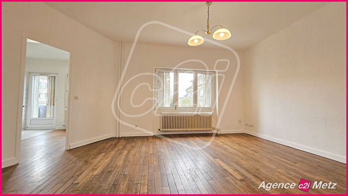 Appartement à louer - Woippy, Centre-ville, Gare - 3 pièces - 2 chambres