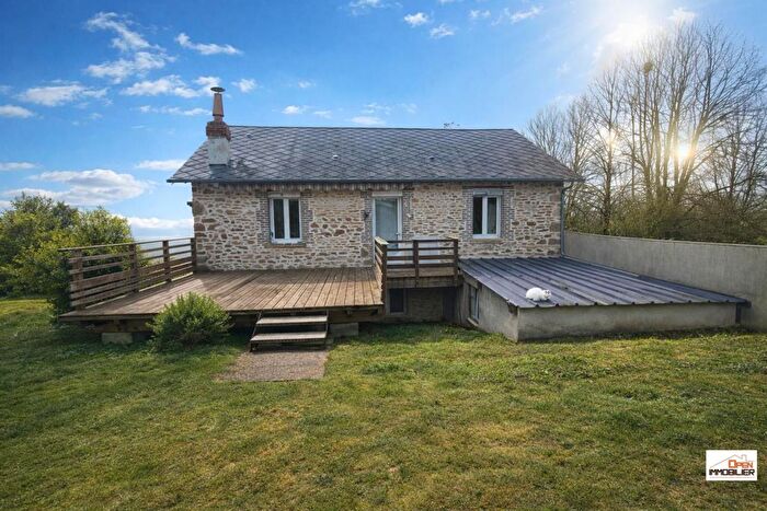 Maison 9 pièces à vendre à Domps