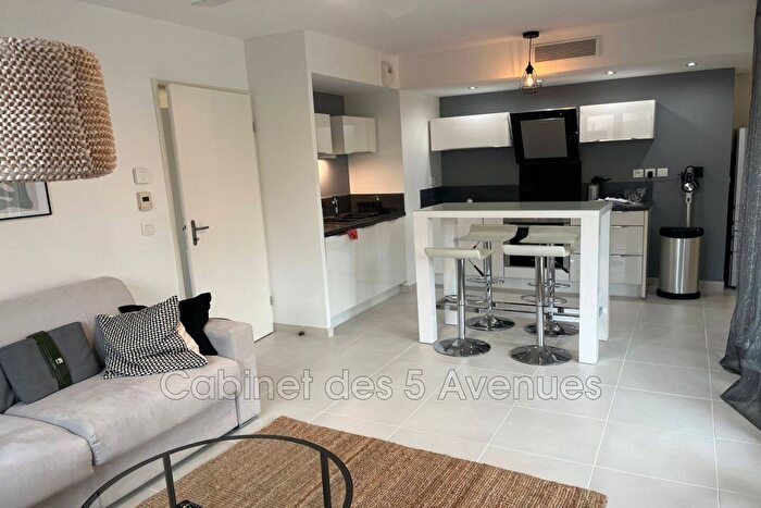 Appartement à louer - Les Calanques, La Ciotat - 2 pièces - 1 chambre