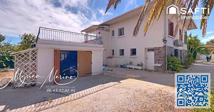 Fréjus, Saint-Aygulf : Maison 8 pièces à vendre