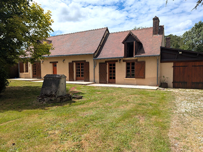 Saint-Denis-de-Jouhet - Maison 5 pièces à vendre