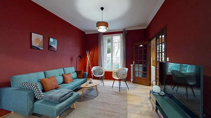 Gare-Jean Jaurès, Vitry-sur-Seine - Appartement 7 pièces à louer