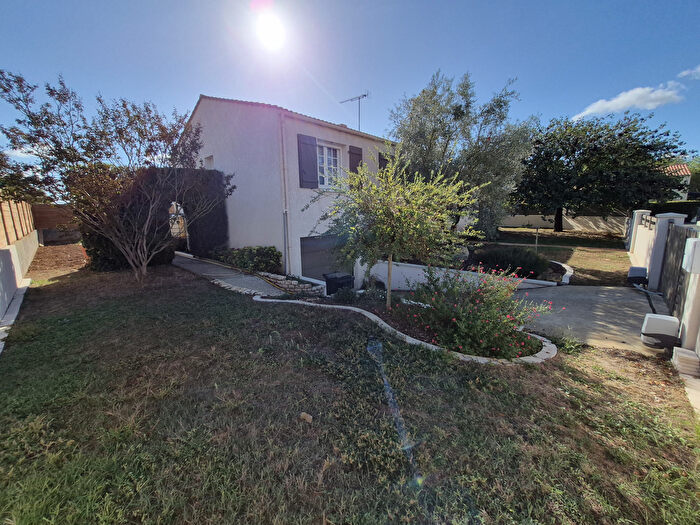 Maison 5 pièces à vendre - Sainte-Gemme-la-Plaine