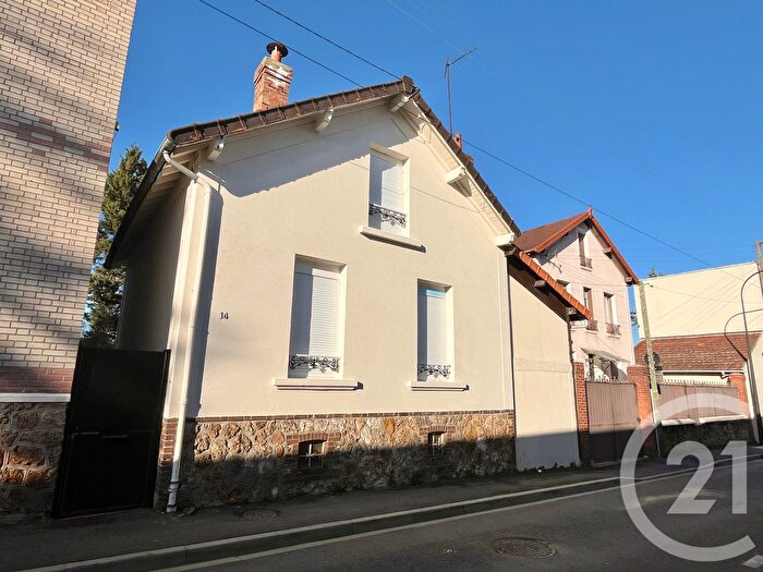 Maison à louer - Argenteuil, Centre-ville - 4 pièces - 3 chambres