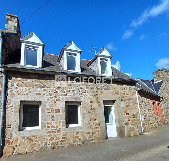Maison à louer - Pleubian - 4 pièces - 2 chambres