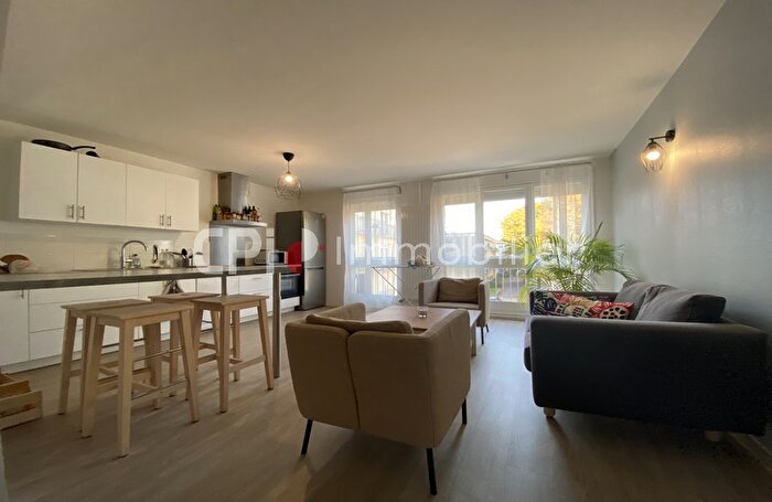 Appartement à louer - Quartiers Sud-Est, Le Landrel - 1 pièce - 4 chambres