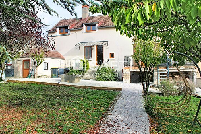 Maison à vendre - Montbard - 5 pièces - 3 chambres