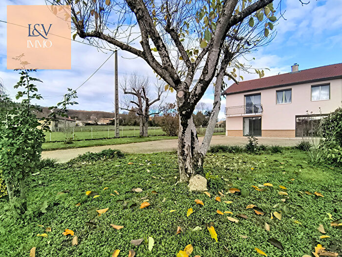 Maison à vendre - Sennecé-lès-Mâcon, Sennecé-les-Mâcon - 5 pièces - 3 chambres