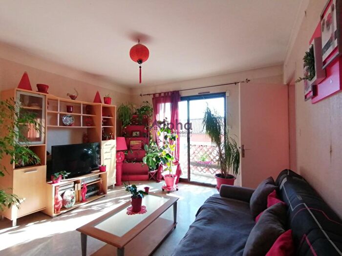 Appartement à louer - Montauban, Centre-ville - 2 pièces - 1 chambre