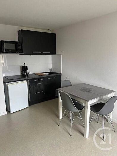 Appartement 1 pièce à louer à Auxerre, Saint-Julien, Saint-Amâtre