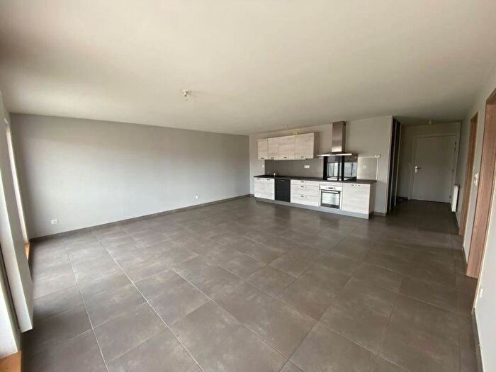 Appartement à louer - Stand-Chirvaux-Gare, Pontarlier - 3 pièces - 2 chambres