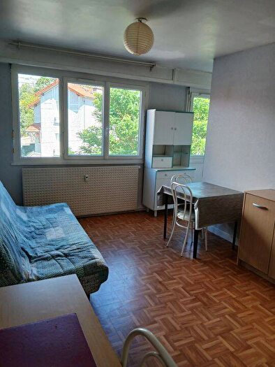 Appartement 1 pièce à Le Brezet, Clermont-Ferrand, à louer