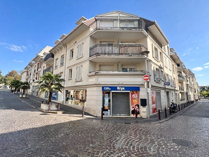 Villiers-sur-Marne, Centre-ville - Appartement 3 pièces à vendre