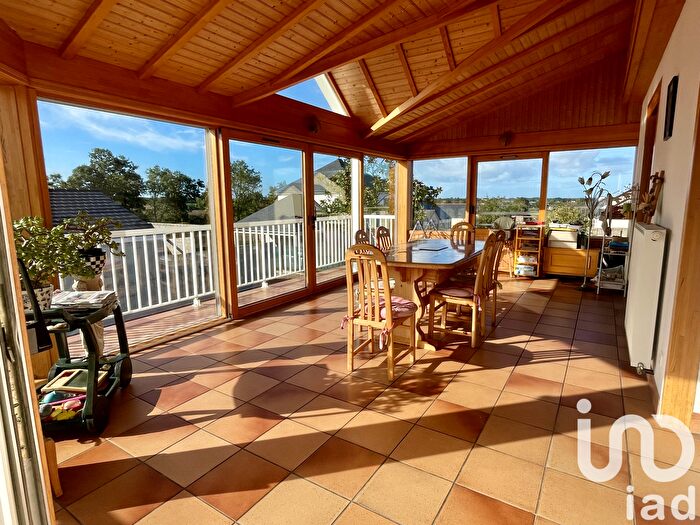 Maisons à vendre et appartements à louer - 1