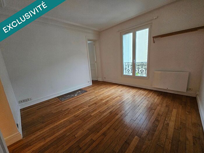 Appartement à vendre - Paris e , République, Saint-Ambroise - 2 pièces - 1 chambre