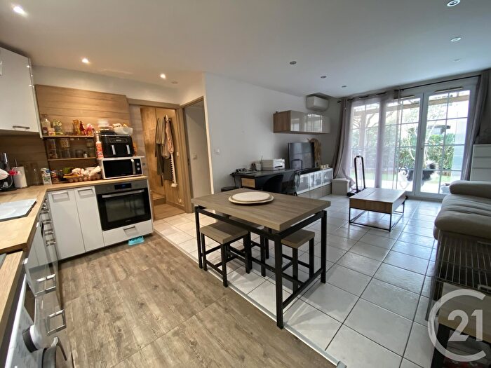 Appartement à vendre - Le Plan-de-la-Tour - 2 pièces - 1 chambre