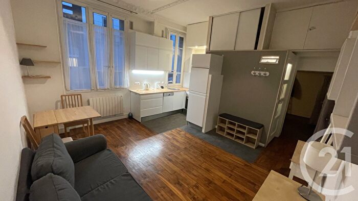 Appartement à vendre - Paris e , La Fourche, Guy Moquet - 2 pièces - 1 chambre