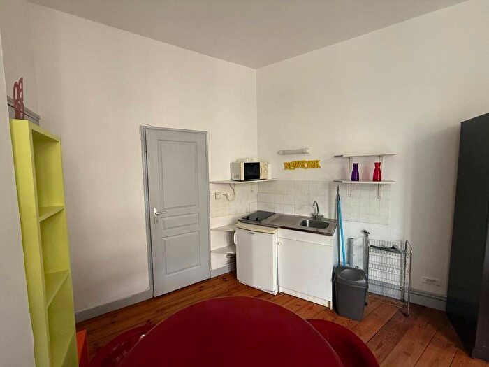 Appartement à louer - Centre-Hôtel de Ville, Limoges - 1 pièce