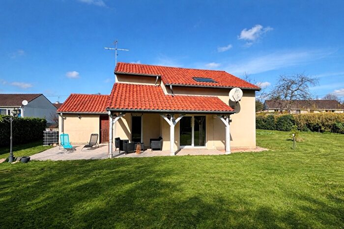 Maison à vendre - Saint-Gengoux-le-National - 4 pièces - 2 chambres