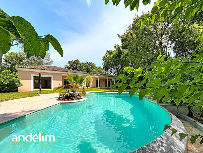 Maison 6 pièces à Saint-Raphaël, Valescure, Vaulongue, à vendre