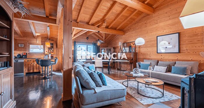 Maison à vendre - Flumet - 12 pièces - 8 chambres