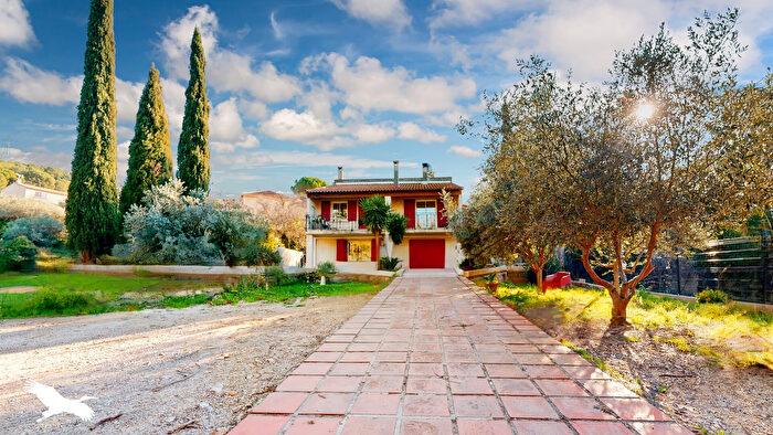Maison à vendre - Allauch, Logis-Neuf - 4 pièces - 3 chambres