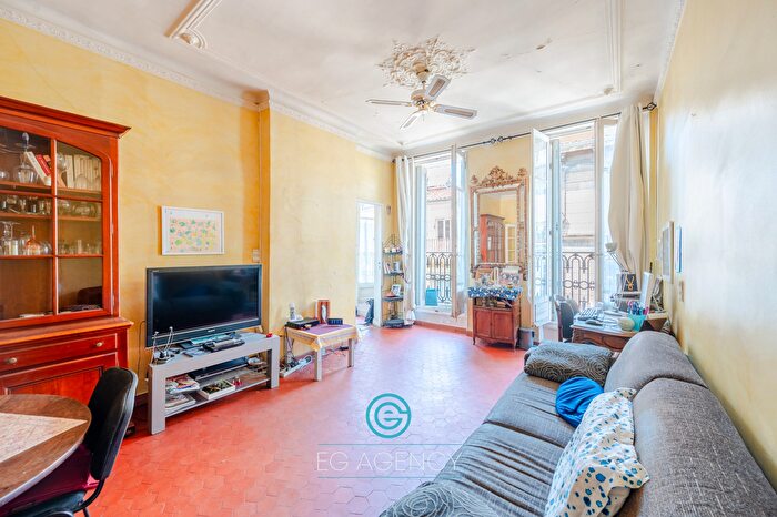 Appartement 4 pièces à Marseille 1er, Chapitre, à vendre