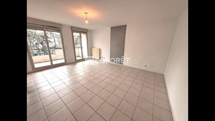 Appartement à louer - Lyon e  - 3 pièces - 2 chambres