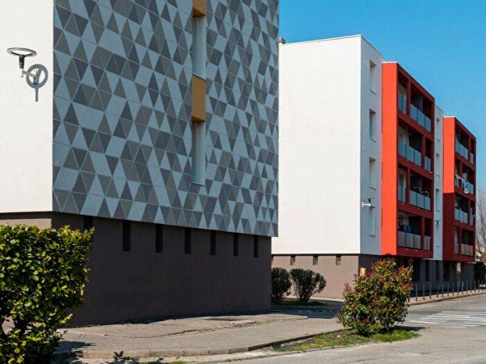 L'Isle-sur-la-Sorgue : Appartement 3 pièces à louer