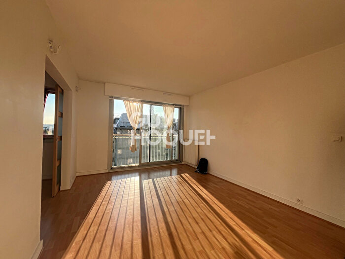 Juvisy-sur-Orge, Centre-ville, Entrevoies, Seine : Appartement 2 pièces à louer