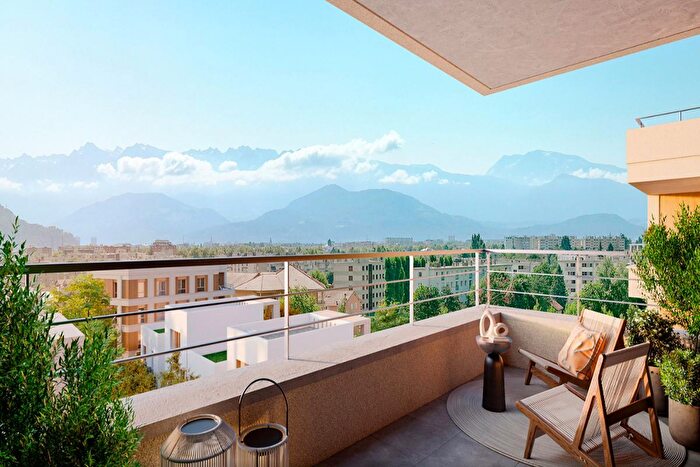 Appartement à vendre - Fontaine, La Poya, Plan, Vouillants - 3 pièces