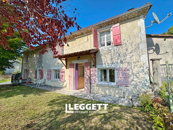 Maison à vendre - Comberanche-et-Épeluche - 6 pièces - 3 chambres