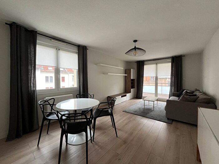 Appartement à louer - Schiltigheim - 3 pièces - 1 chambre