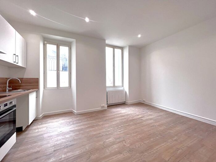 Centre-Pie dAutry, Allauch : Appartement 1 pièce à louer