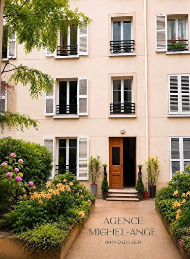 Appartement 1 pièce à louer à Henri Barbusse, Levallois-Perret
